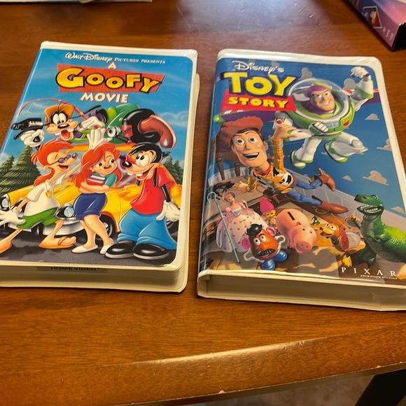 Disney | Other | Set Of 2 Disney Vhs Tapes Toy Story And A Goofy Movie ...